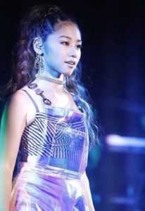RIRI(歌手)は英語が上手でハーフ？両親の職業や高校も気になる！